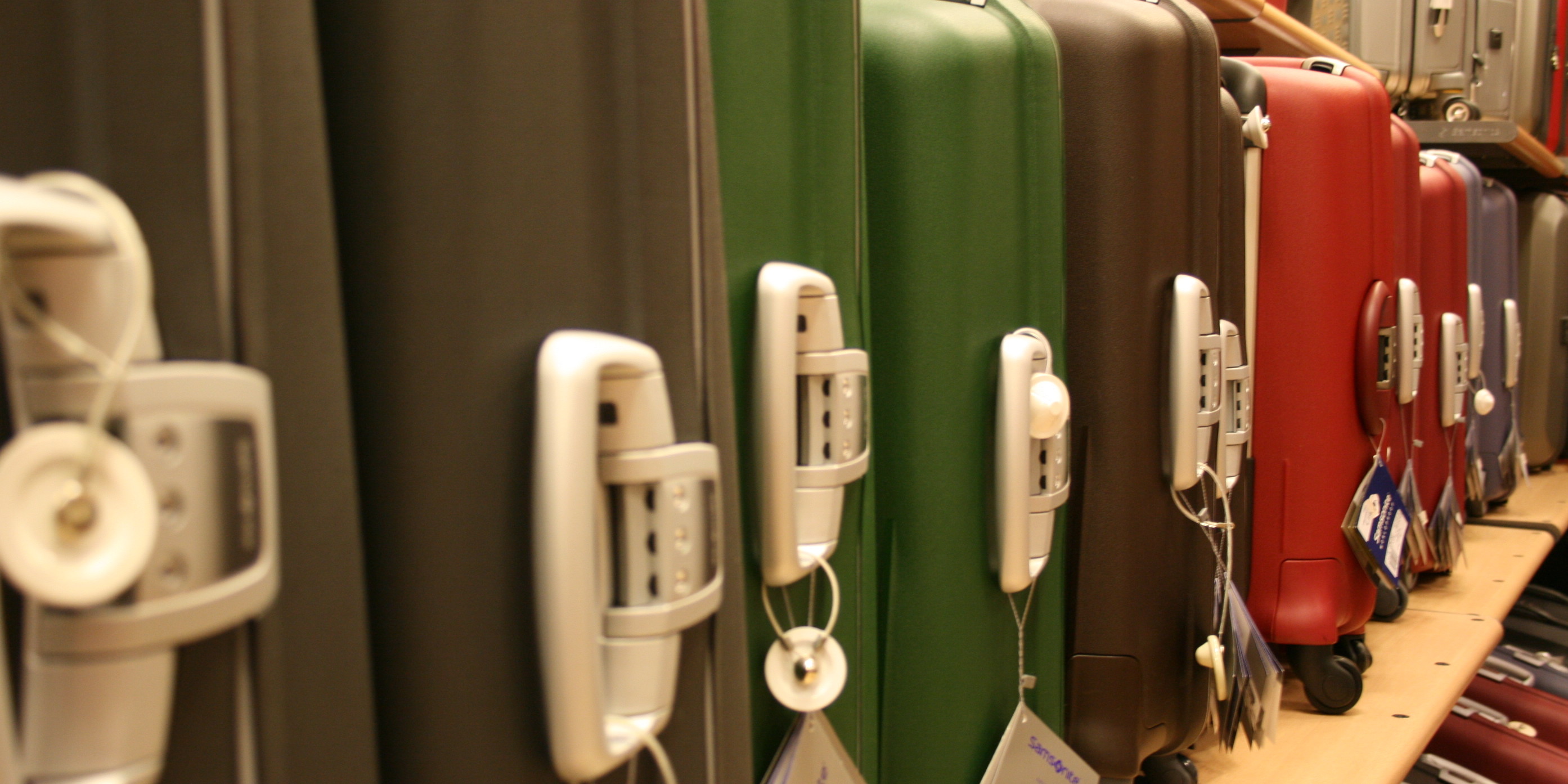 Organized Packing Tips For All Your Summer Travel Needs | Moving ...