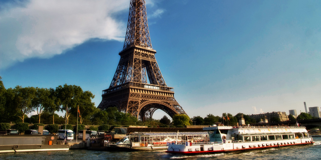 Bonjour! International moving is Tres Chic! City Spotlight: Paris ...